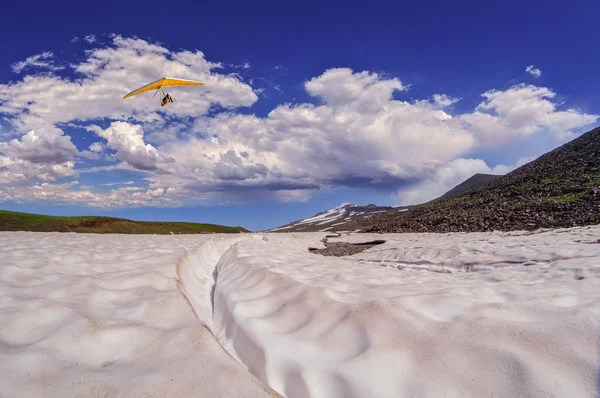 Deltaplane Stock Photos, Royalty Free Deltaplane Images | Depositphotos