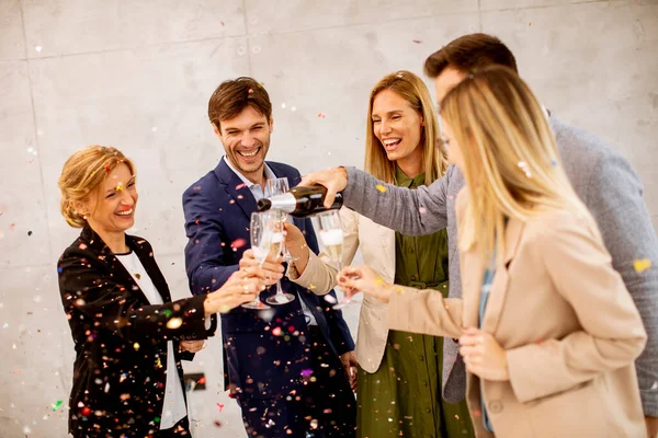 Business people celebrating Stock Photos, Royalty Free Business people ...