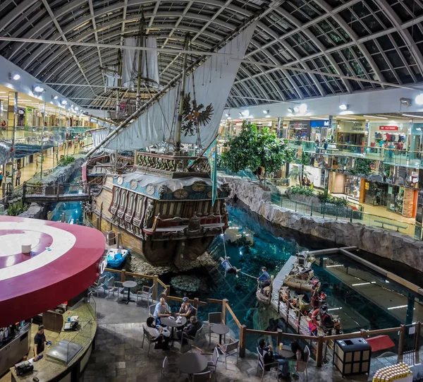 West edmonton mall Stock Photos, Royalty Free West edmonton mall Images ...