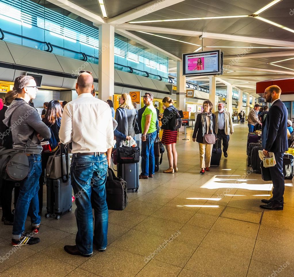 People queue at Tegel Airport check-in (HDR) – Stock Editorial Photo ...