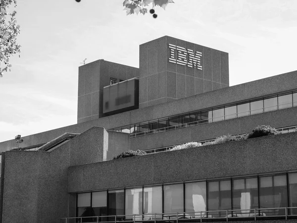 Ibm gebouw Stock Photos, Royalty Free Ibm gebouw Images | Depositphotos