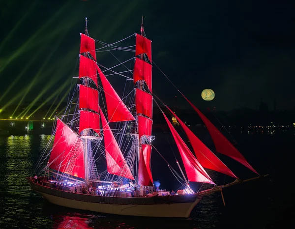 Scarlet Sails Festival – Stock Editorial Photo © SURZet #72471477