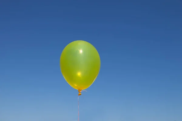 Single balloon Stock Photos, Royalty Free Single balloon Images ...