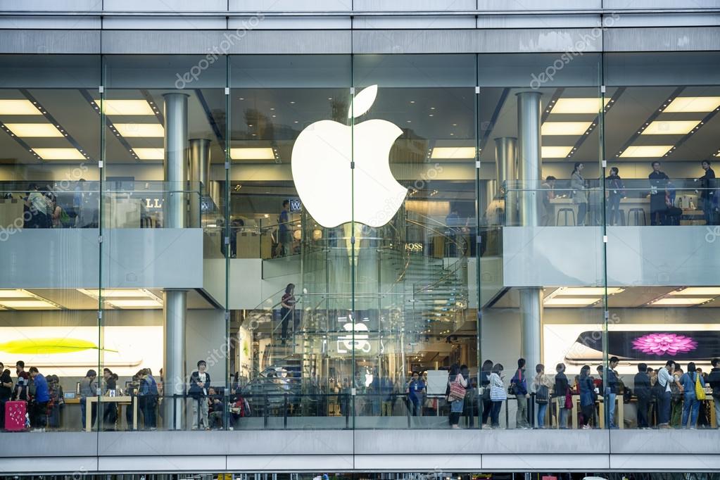 A busy Apple Store in Hong Kong located inside IFC shopping mall, Hong ...