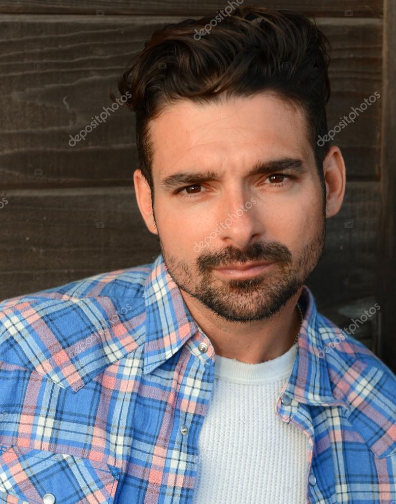 Bonito italiano homem fotos, imagens de © rinderart #57388301