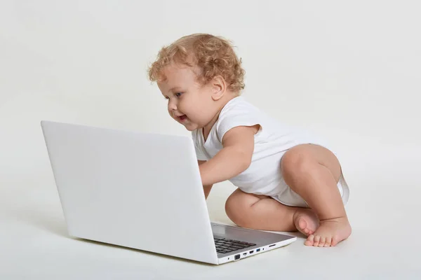 Baby with computer Stock Photos, Royalty Free Baby with computer Images ...