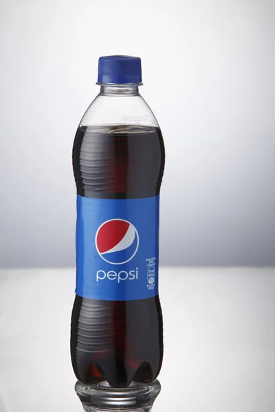 Pepsi bottle Stock Photos, Royalty Free Pepsi bottle Images | Depositphotos