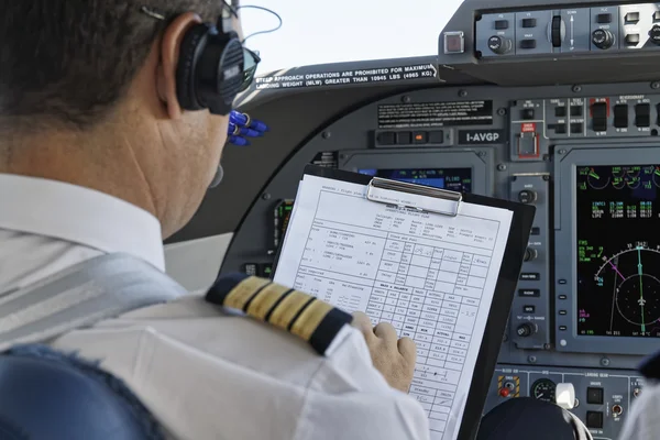 Flight plan Stock Photos, Royalty Free Flight plan Images | Depositphotos