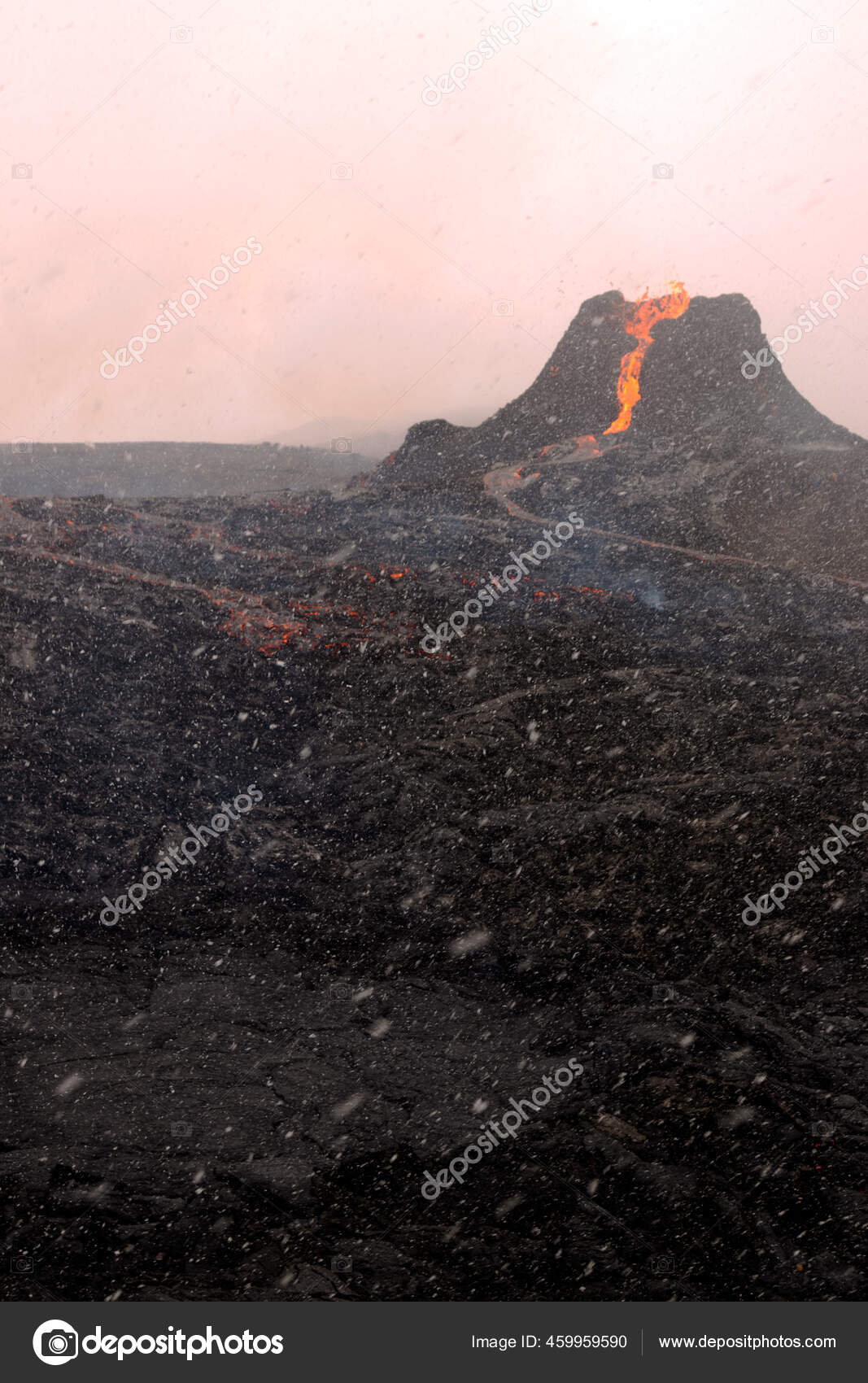 Atmospheric Artistic Photo Volcanic Eruption Fagradalsfjall Snowy ...