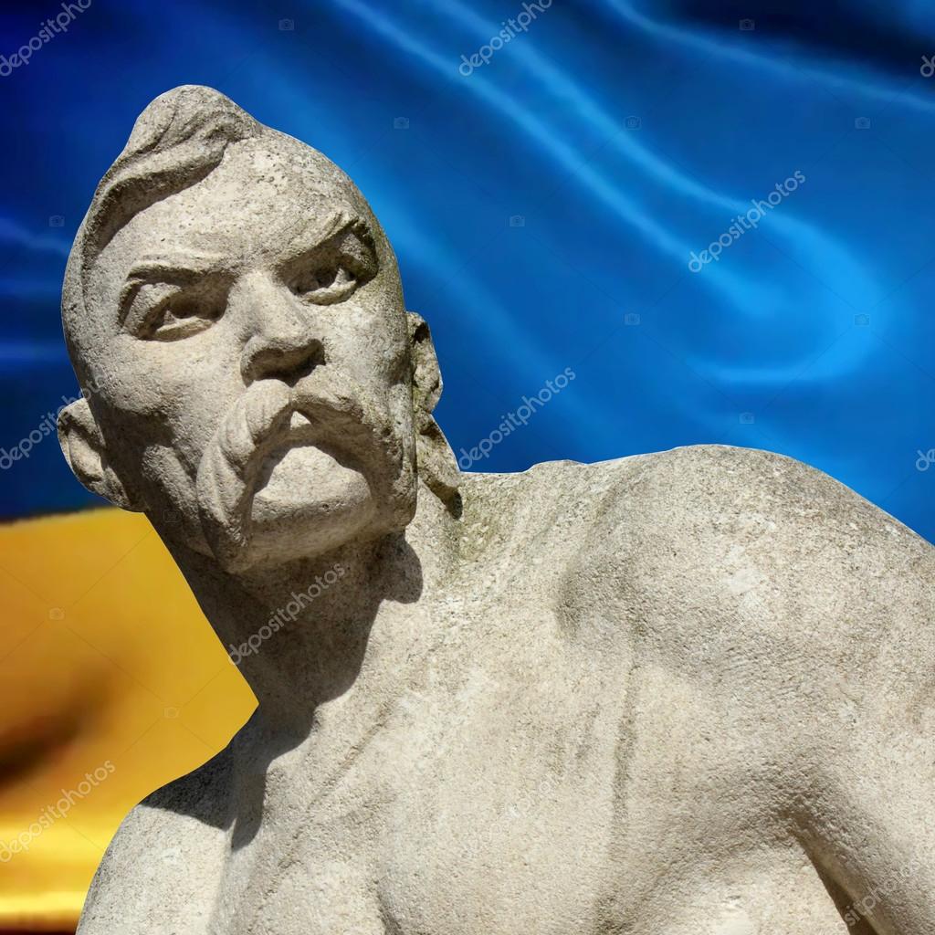 estatua cosaco en el fondo blanco 2022