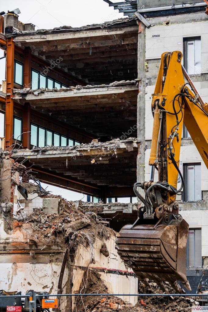 Demolition of an office building — Stock Photo © ginasanders #68157731