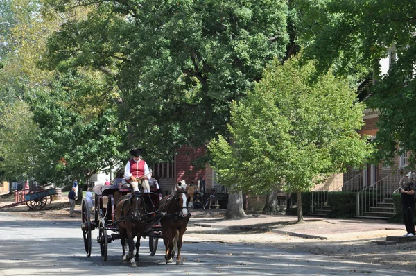 Horse-drawn carriage rides in Williamsburg, Virginia — Stock Editorial ...