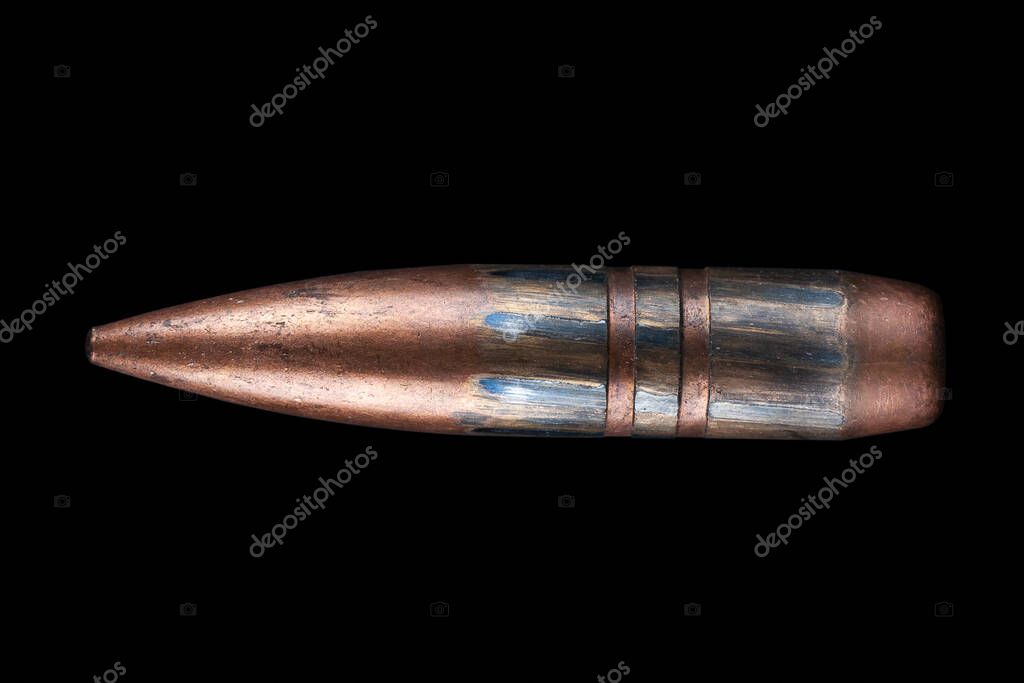 La bala de 12,7 mm disparada desde una ametralladora pesada de 12,7 mm ...