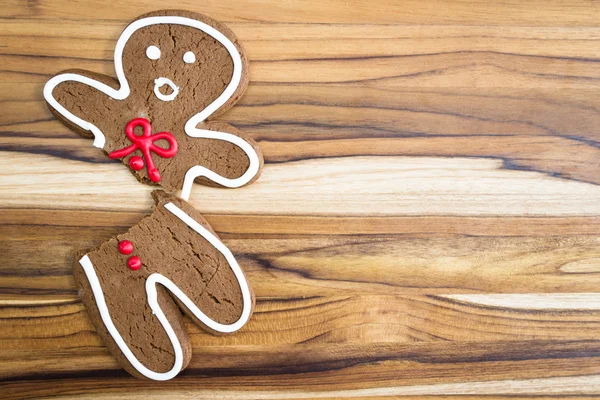 Gingerbread man broken Pictures, Gingerbread man broken Stock Photos & Images | Depositphotos®
