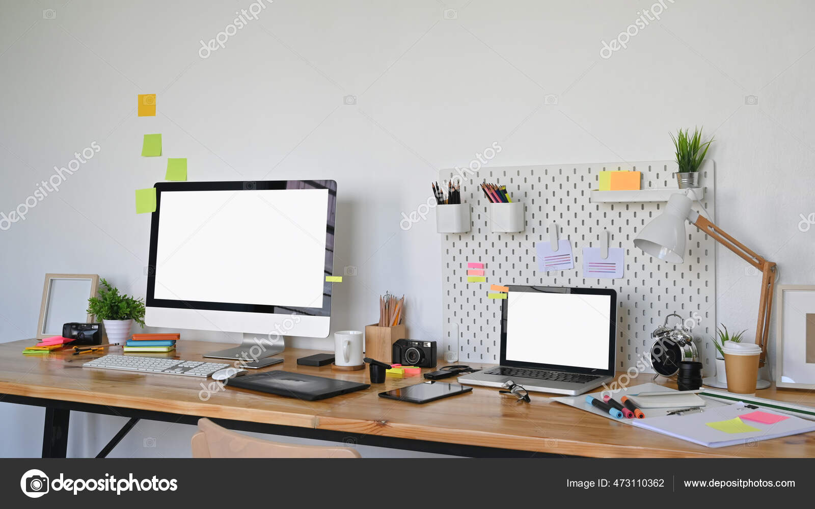 Photo Graphic Designer Working Table Graphic Designing Equipment ...
