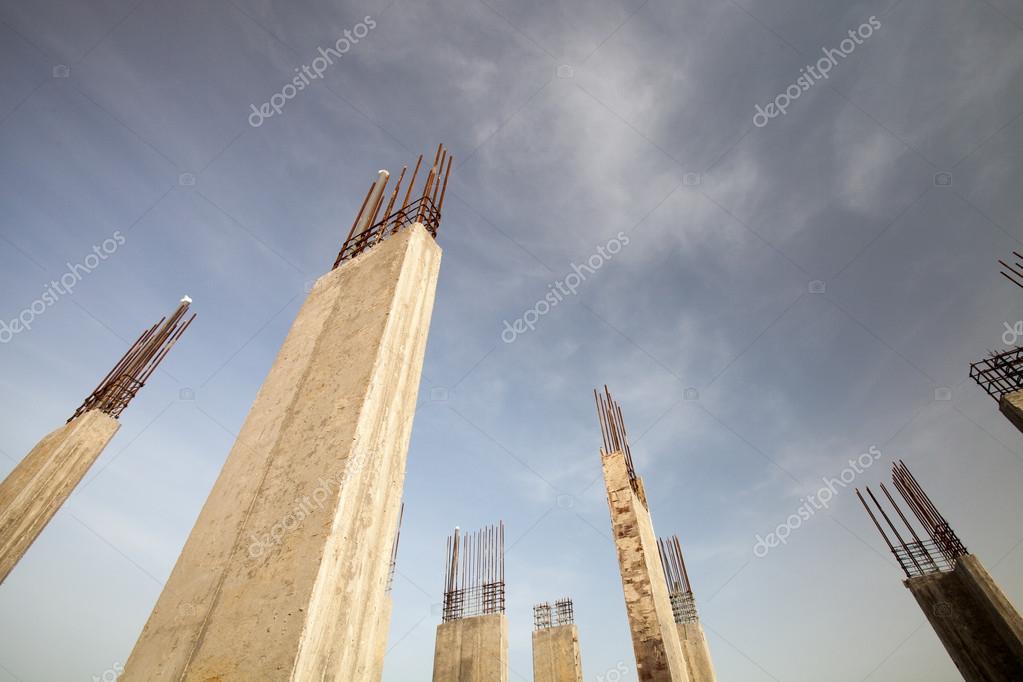 Construction site - Pillars of a building in the making Stock Photo by ...