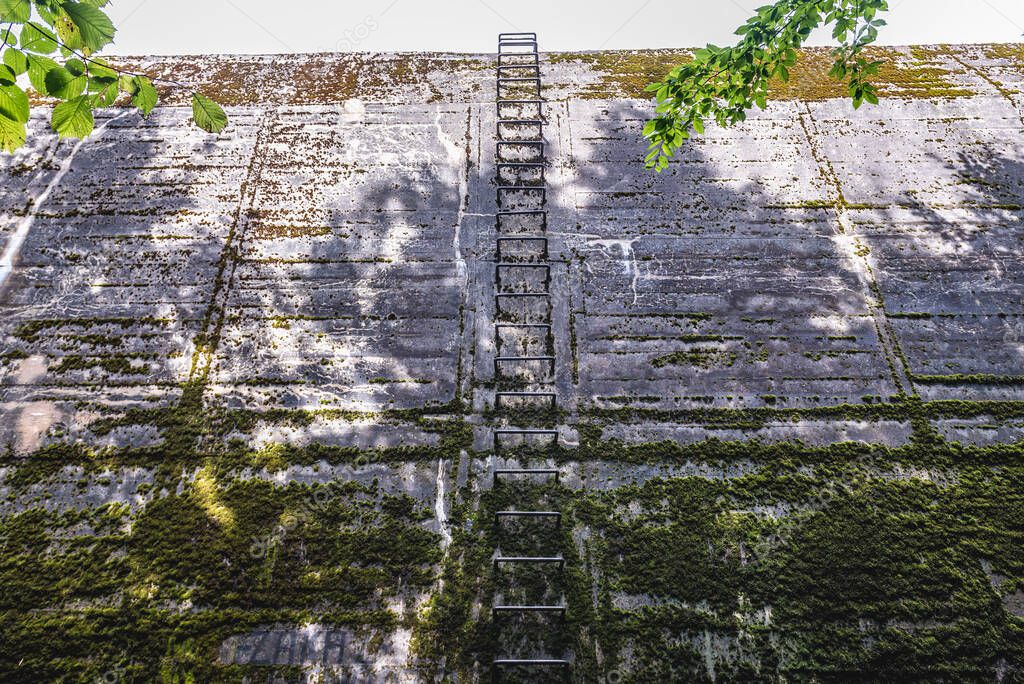 Bunker gigante en el complejo Mamerki (Maurewald) en Polonia, cuartel ...