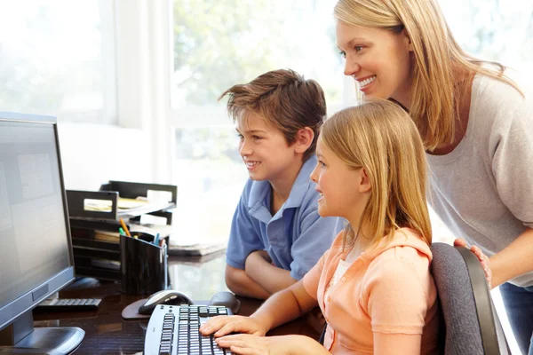 Young family computer Stock Photos, Royalty Free Young family computer ...