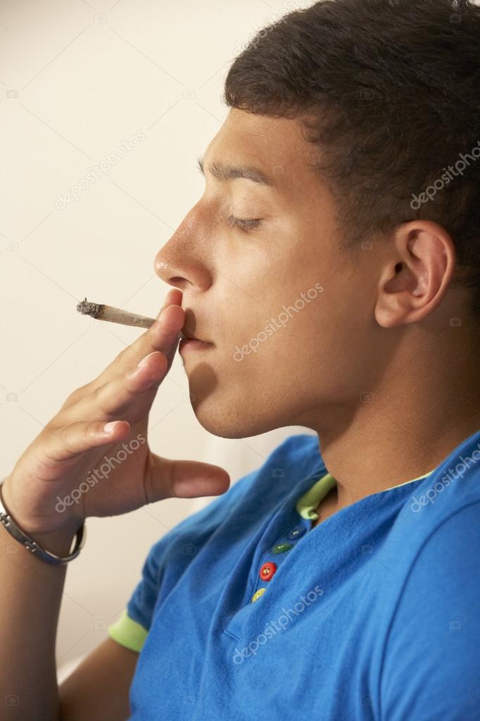 Boy smoking — Stock Photo © monkeybusiness #61029767