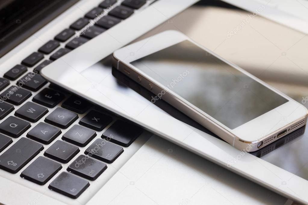 Set of modern computer devices Stock Photo by ©Neirfys 65999223