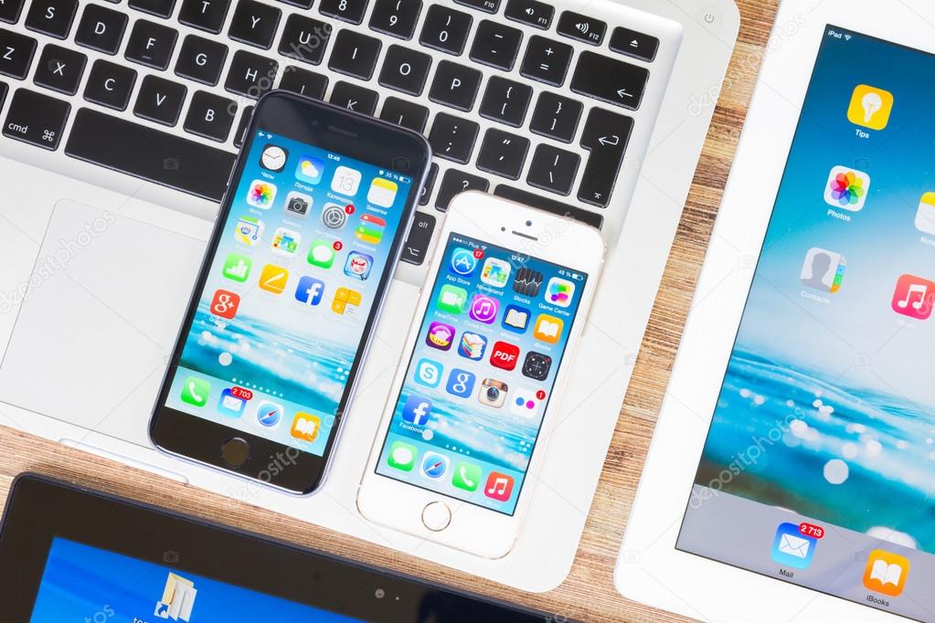 Set of devices – Stock Editorial Photo © Neirfys #73096267