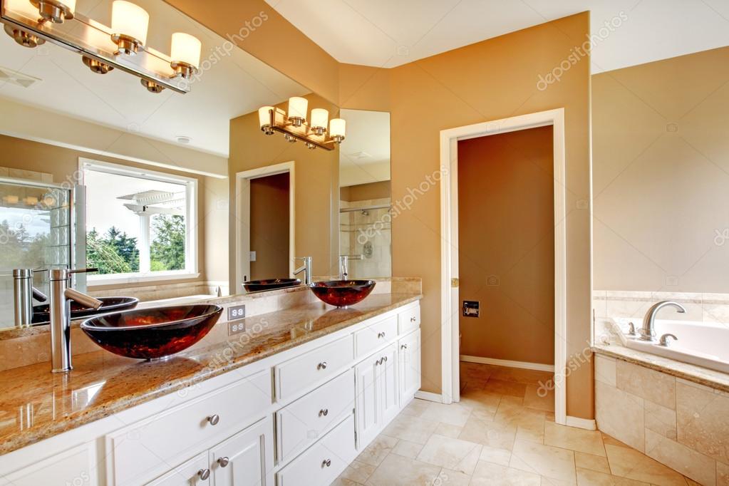 Really Nice Master Bathrooms