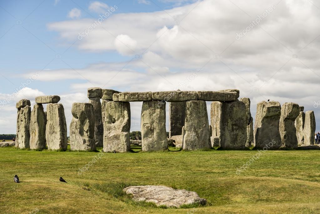 Ancient prehistoric Stonehenge — Stock Photo © edella #112336978