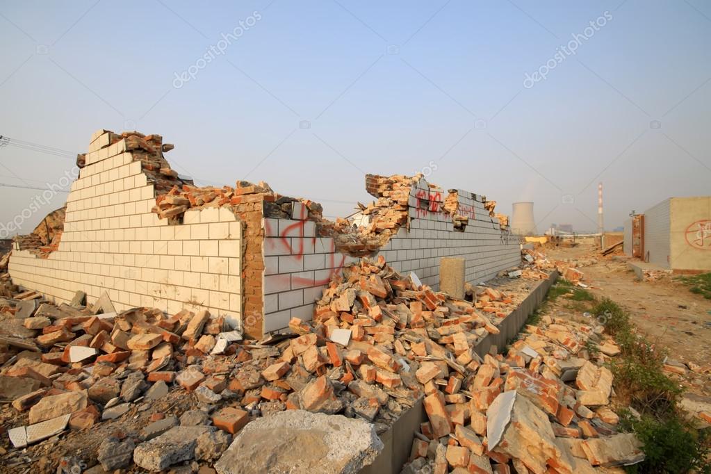Housing demolition materials Stock Photo by ©lnzyx 65227235