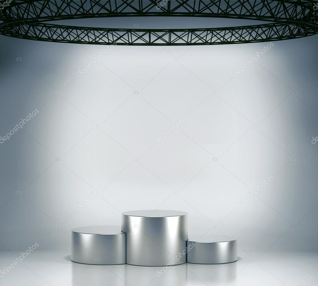 Podio de escenario vacío iluminado para la ceremonia de entrega de ...