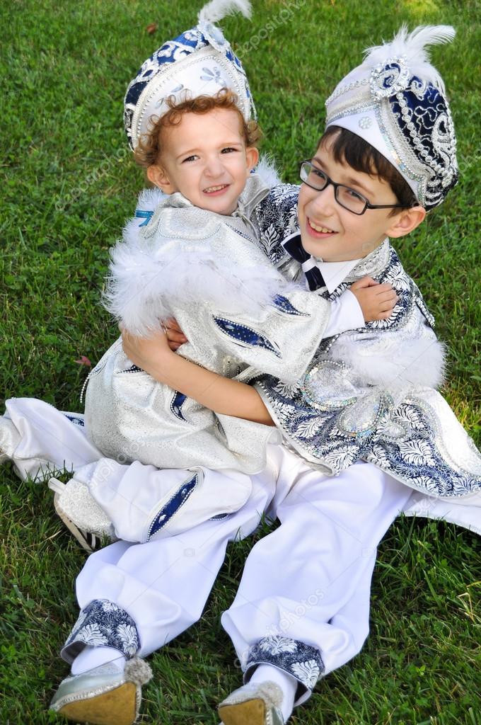 Circumcision child, Sunnet child Stock Photo by ©sserdarbasak 90841188