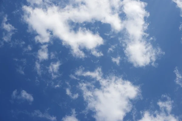 Ciel ensoleillé images libres de droit, photos de Ciel ensoleillé ...