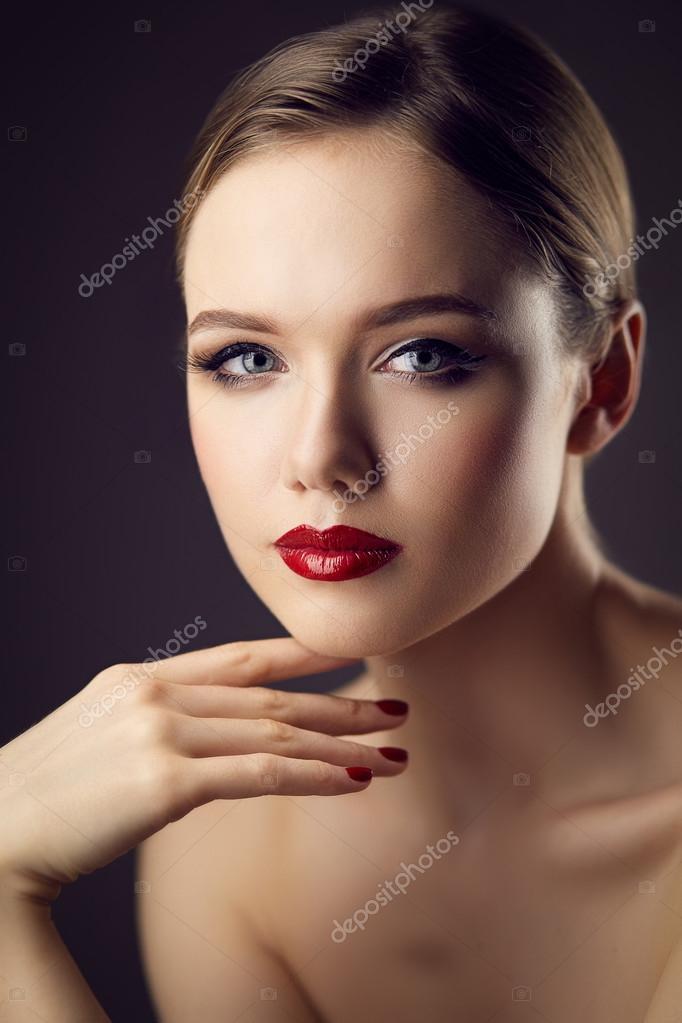 Classic red lips girl — Stock Photo © Honored #115102644