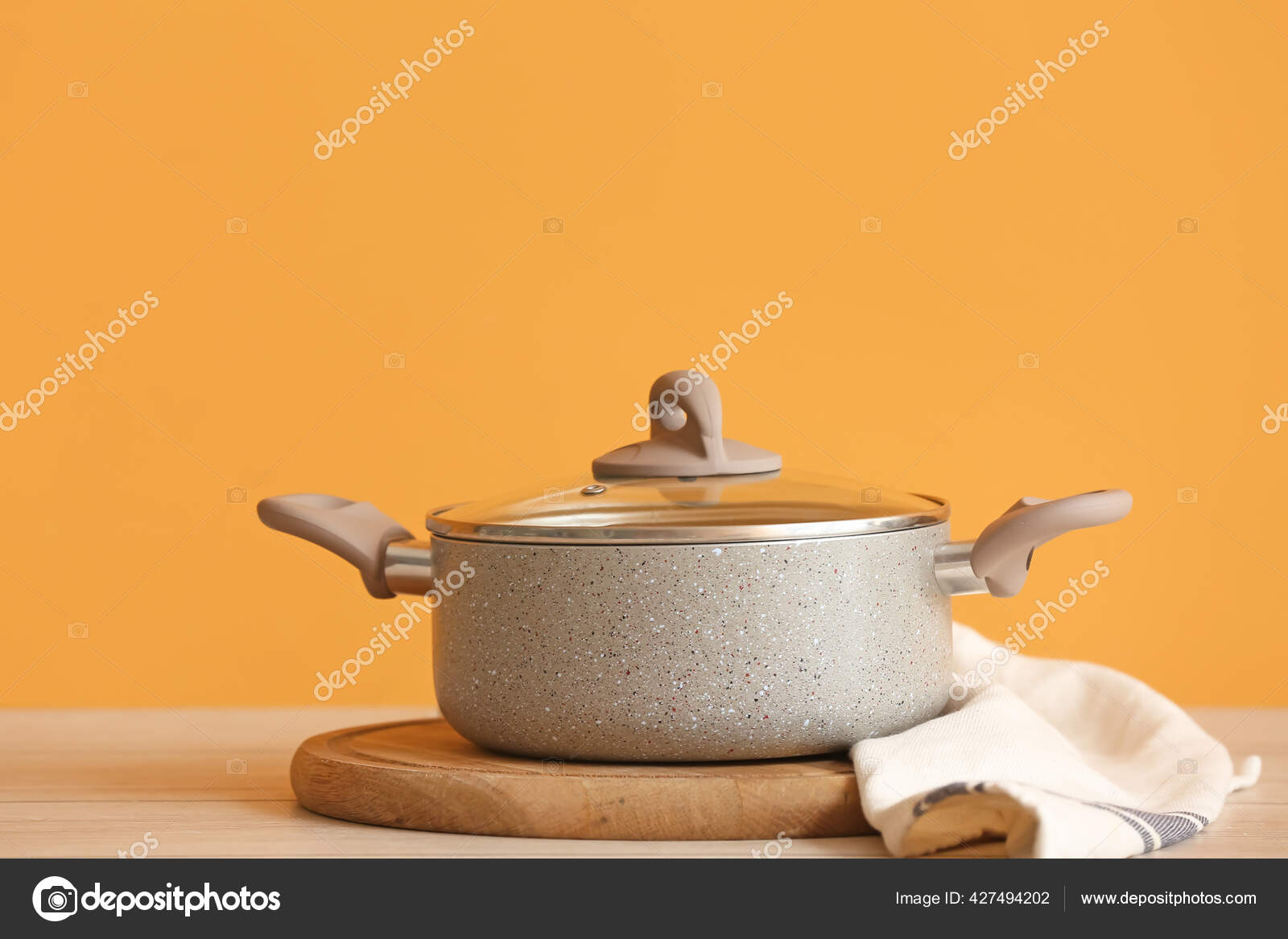 Cooking Pot Table Color Background Stock Photo by ©serezniy 427494202