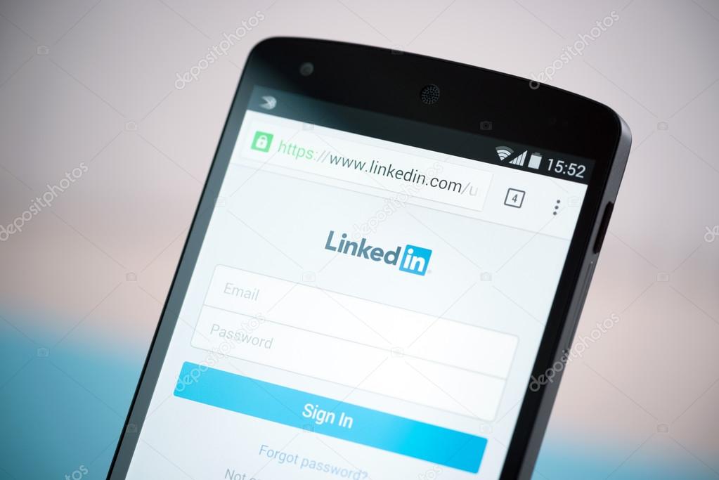 LinkedIn Sign In Form on Google Nexus 5 — Stock Editorial Photo ...
