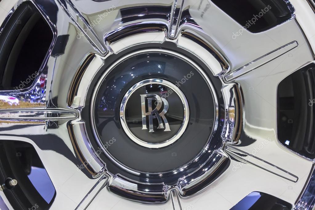 Rolls-Royce Wheel – Stock Editorial Photo © olovedog1 #53150567