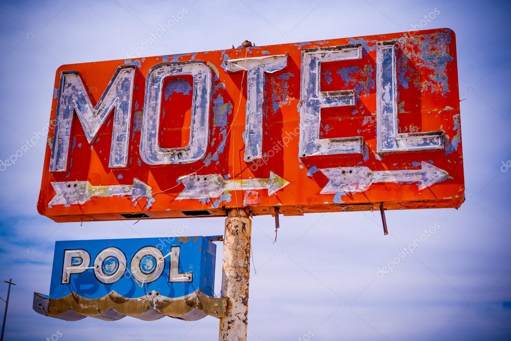 Old Vintage Motel Sign — Stock Photo © miflippo #82385242