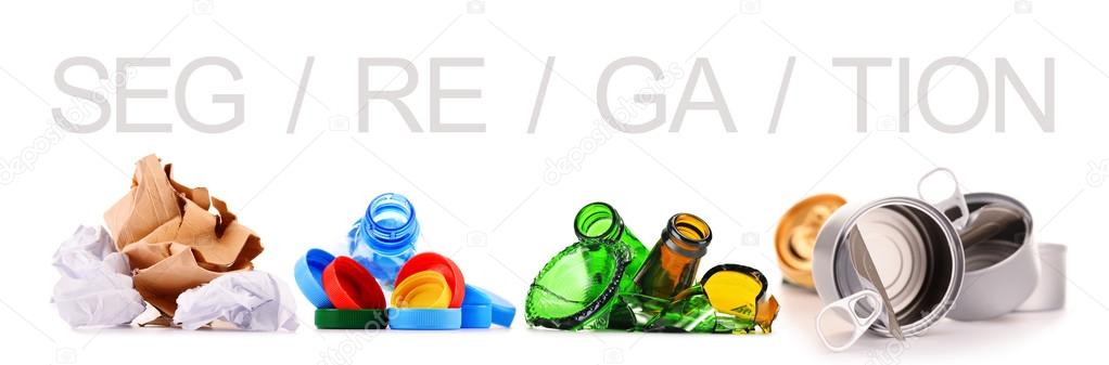 Recyclable garbage consisting of glass, plastic, metal and paper Stock ...