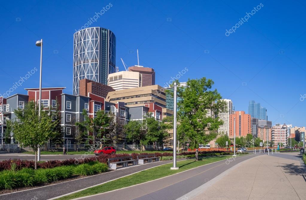 Calgary's skyline on a beautiful spring day Stock Photo by ©jewhyte ...
