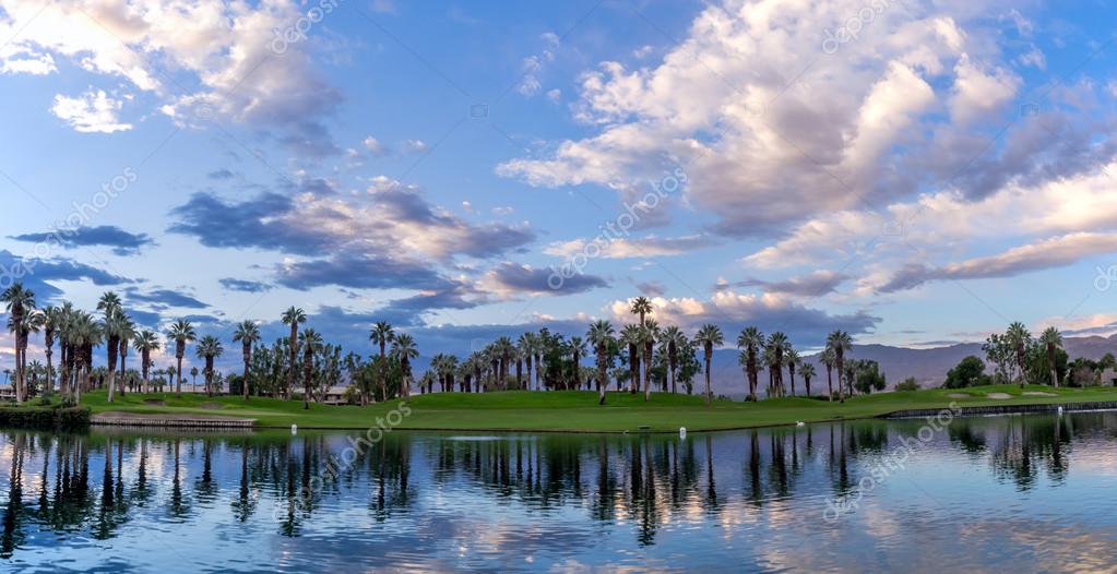 Golf course sunrise, Palm Desert California — Stock Photo © jewhyte ...