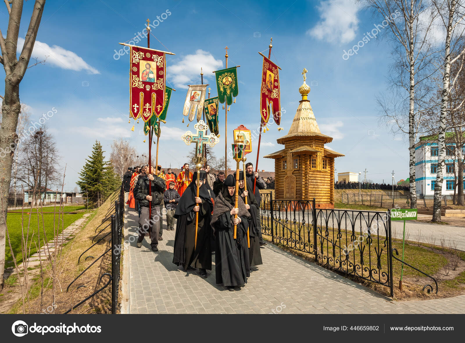 Diveevo Russia April 2006 Holy Trinity Seraphim Diveyevsky Monastery ...