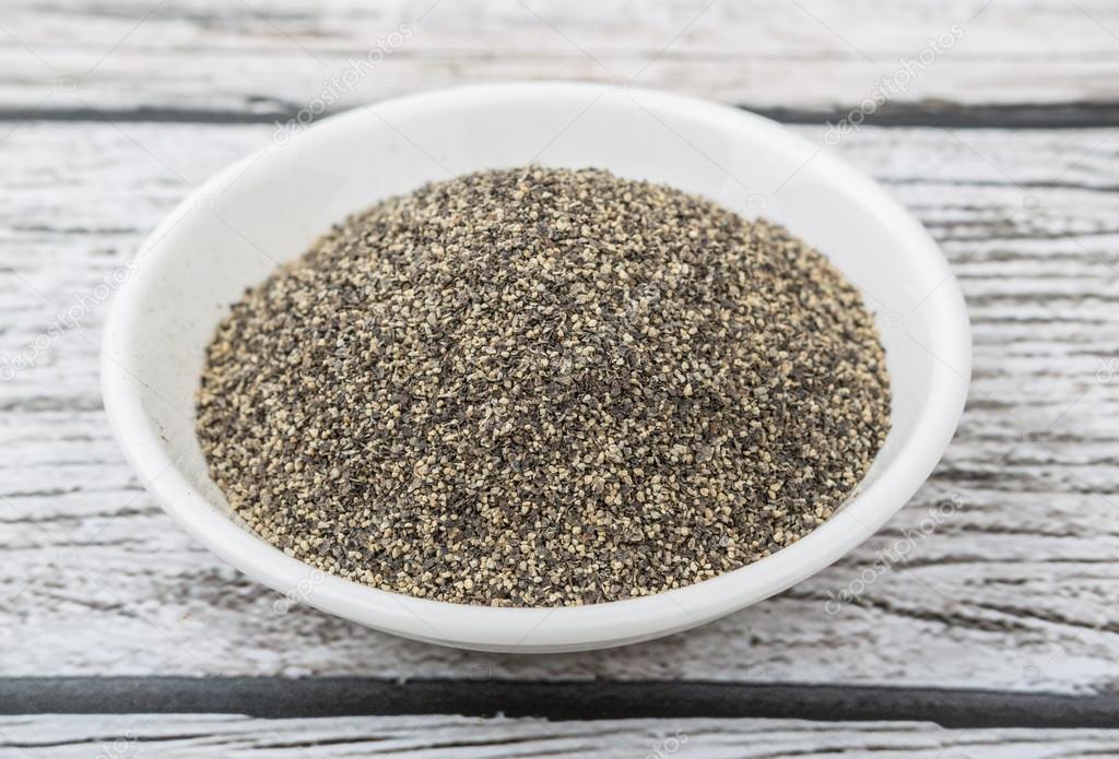 Black Pepper Powder Stock Photo by ©akulamatiau 93952702