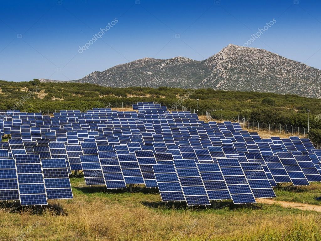 Solar panels in field Stock Photo by ©Sonar 55988377