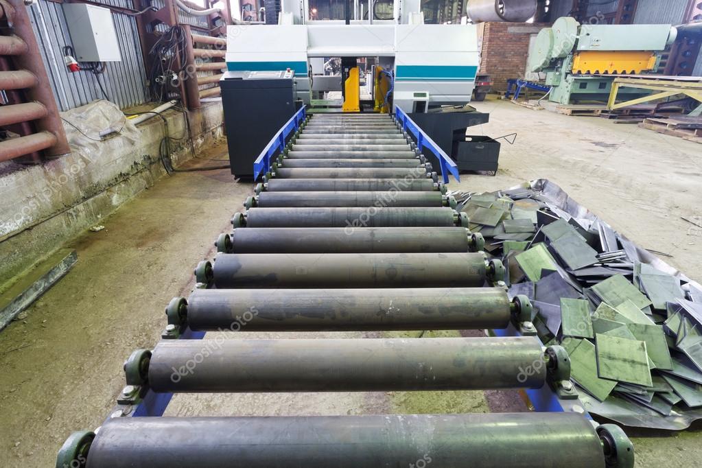 Cutting machine for vertical cuts with feeder Stock Photo by ©vvoennyy ...