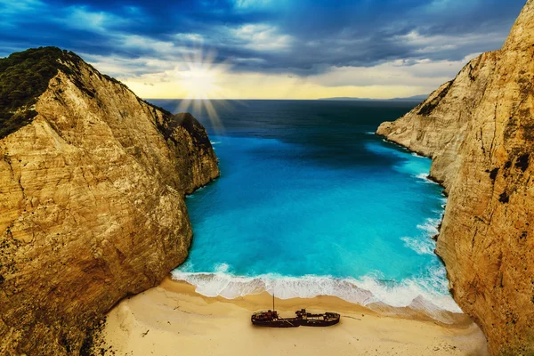 World famous Stock Photos, Royalty Free World famous Images | Depositphotos