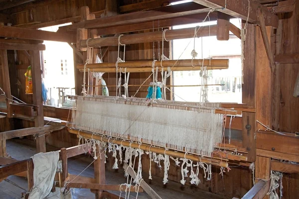 Old loom Stock Photos, Royalty Free Old loom Images | Depositphotos