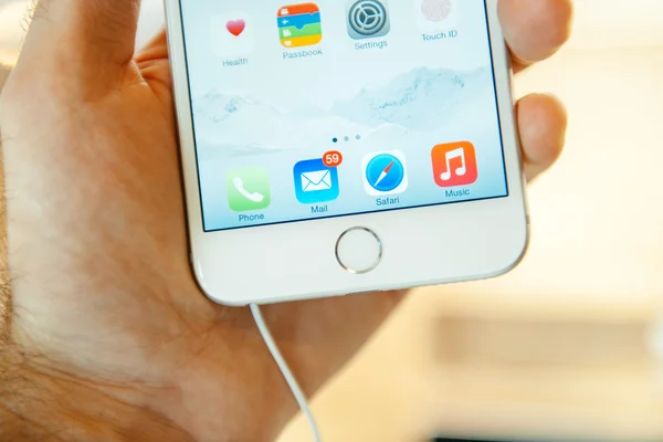 New iPhone 6 and iPhone 6 Plus in hands - Stock Image - Everypixel