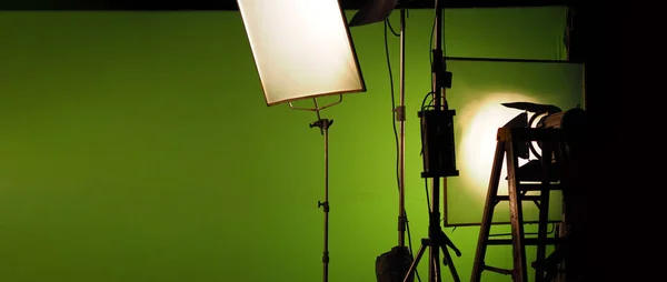 Green screen studio Stock Photos, Royalty Free Green screen studio ...