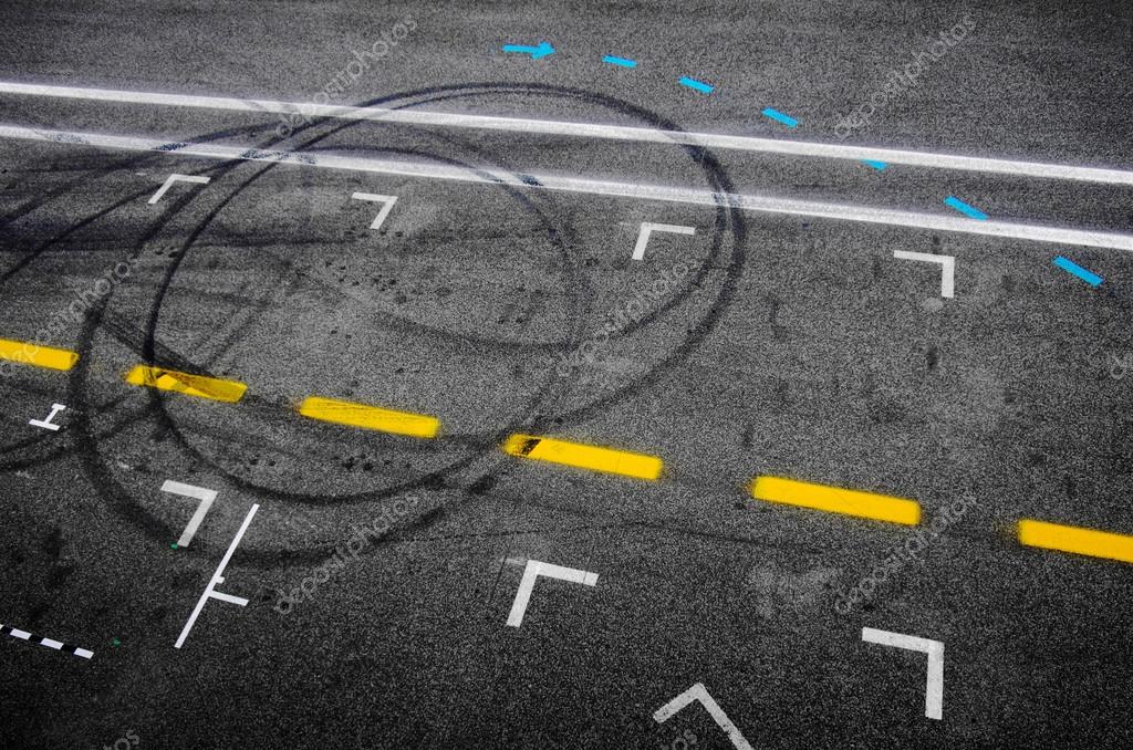 Pit Stop Asphalt — Stock Photo © ccaetano #75094995
