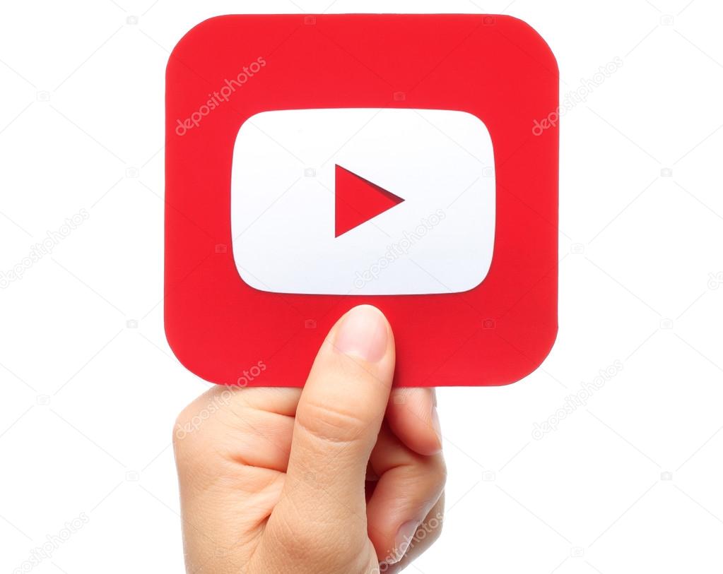 Hand holds YouTube icon — Stock Editorial Photo © rozelt #91922952
