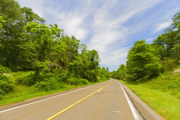 Pavimento de via pavimentada fotos de stock, imágenes de Pavimento de ...